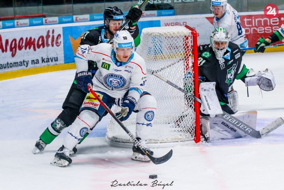 HK Nitra - HC Mikron N.Zámky 4:0 v 10. kole