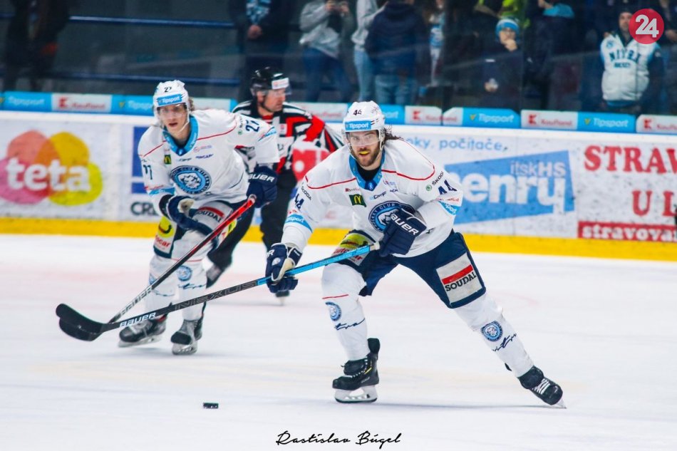 HK Nitra - HC 07 Detva 5:1 v skupine 7.-12. miesto