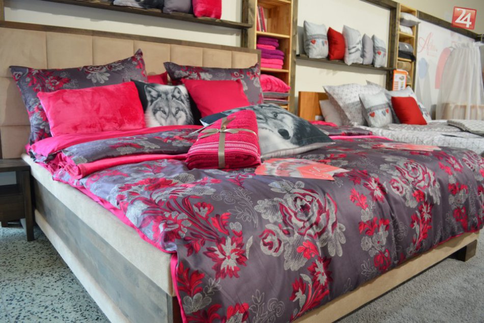 FOTO: Veľtrh nábytku v Nitre otvoril svoje brány,… | Nitra24.sk