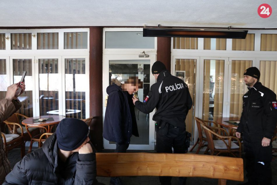 Policajti si posvietili na školákov v Nitre: Takto dopadla dychová skúška